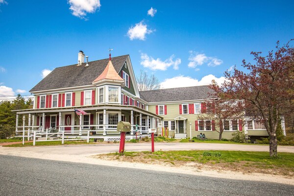 Rosewood Country Inn - New Hampshire (State)