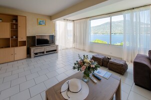 Vila, vista para o mar | Roupas de cama premium, cofres nos quartos, Wi-Fi de cortesia