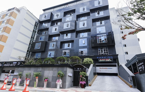 The Zenith Hotel - Gimhae