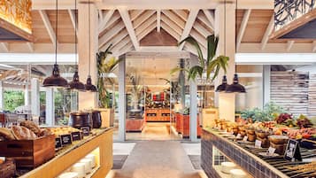 5 restaurantes, café da manhã, culinária internacional
