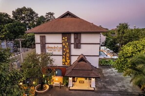 Fachada da propriedade