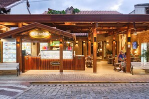 Fachada da propriedade