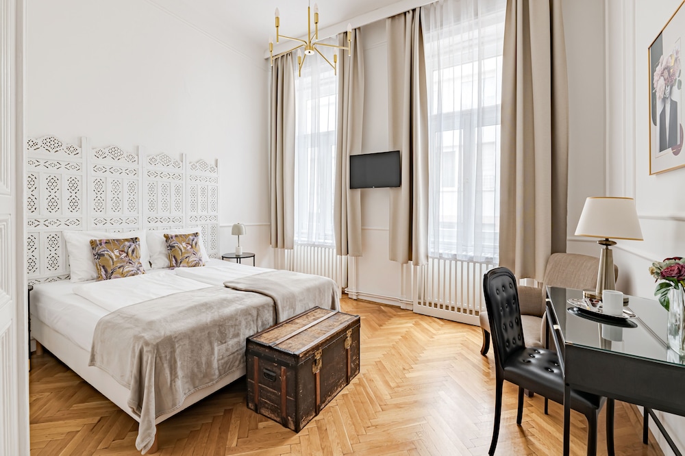 House Beletage-boutique Hotel - 