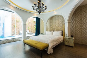 Roupa de alta qualidade, minibar, com decoração personalizada 