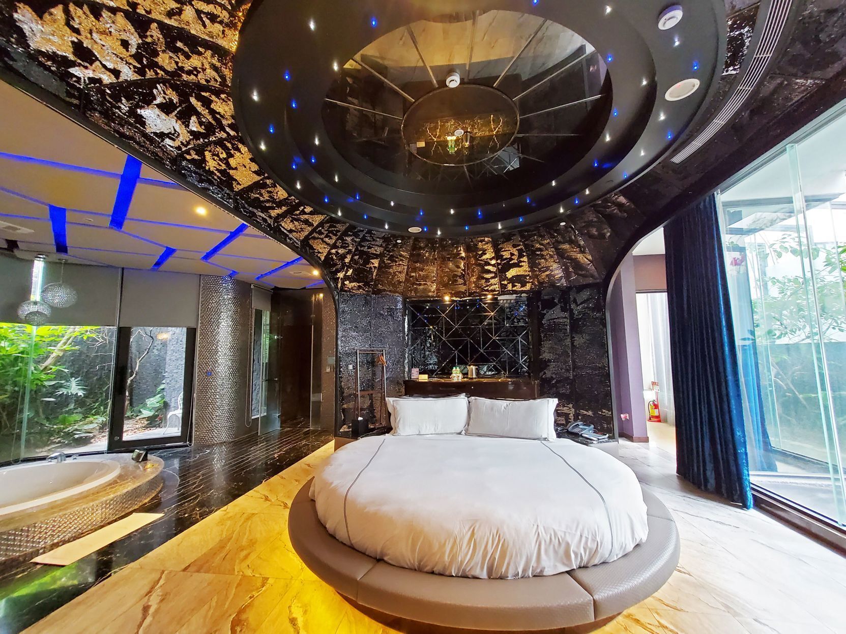 Roupa de alta qualidade, minibar, com decoração personalizada 