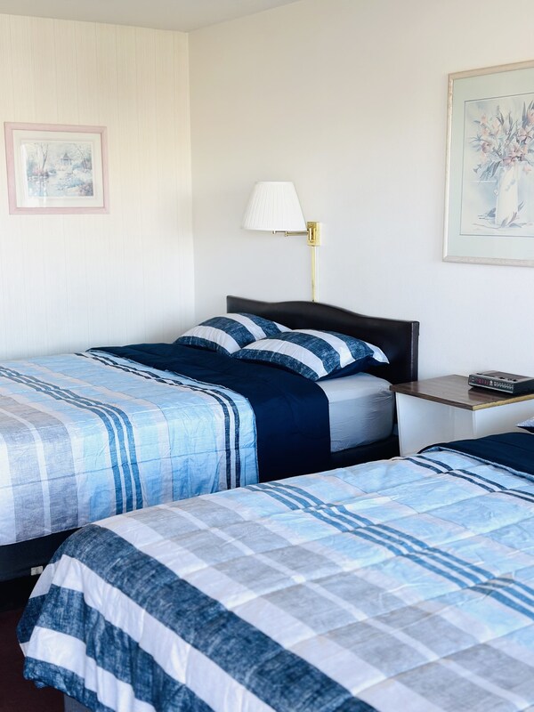 The Davenport Motel - Washington