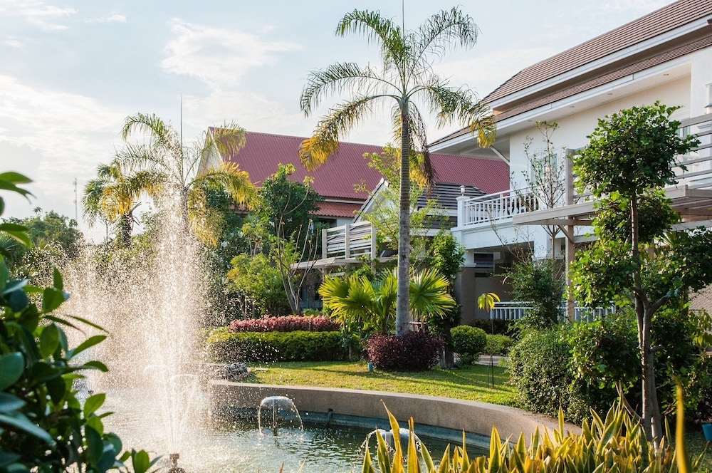 Tonwa Resort Hotel - Khon Kaen