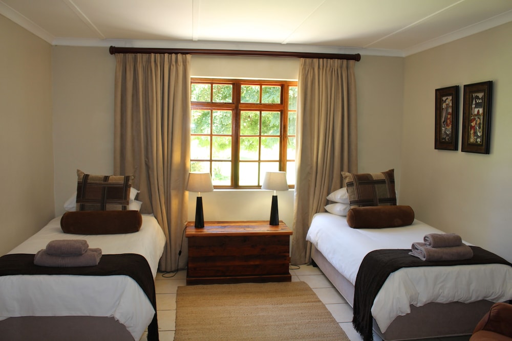 Travalia Guest Farm - Western Cape