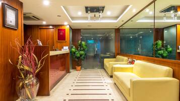 Área de estar no saguão