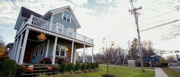 24 East Main Street B&b - State of New York