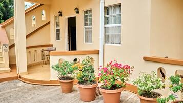 Suite Standard, 2 quartos, cozinha | Terraço/pátio interior