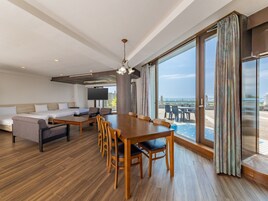 Quarto premium, para não fumantes, vista para o oceano (Roof Terrace, Fifth Room) | Roupa de cama