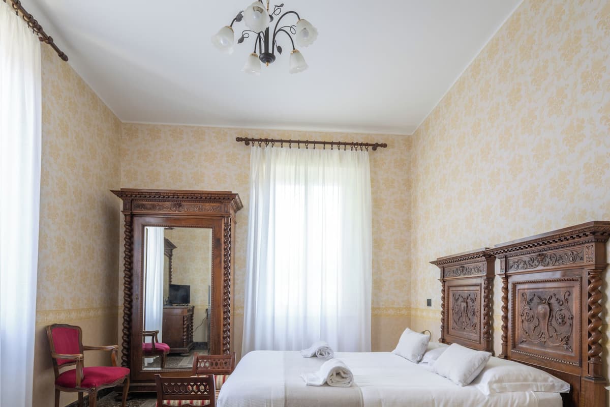 Quarto casal luxo | Roupas de cama premium, camas com colchões pillow-top