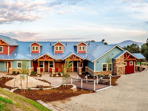 Inn The Woods Suites - California