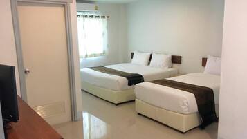 Standard Triple Room | Camas extras/dobráveis (sobretaxa), Wi-Fi de cortesia