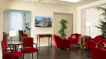 2 bares/lounges