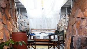 Roupa de alta qualidade, ferro/tábua de engomar, Wi-fi grátis 