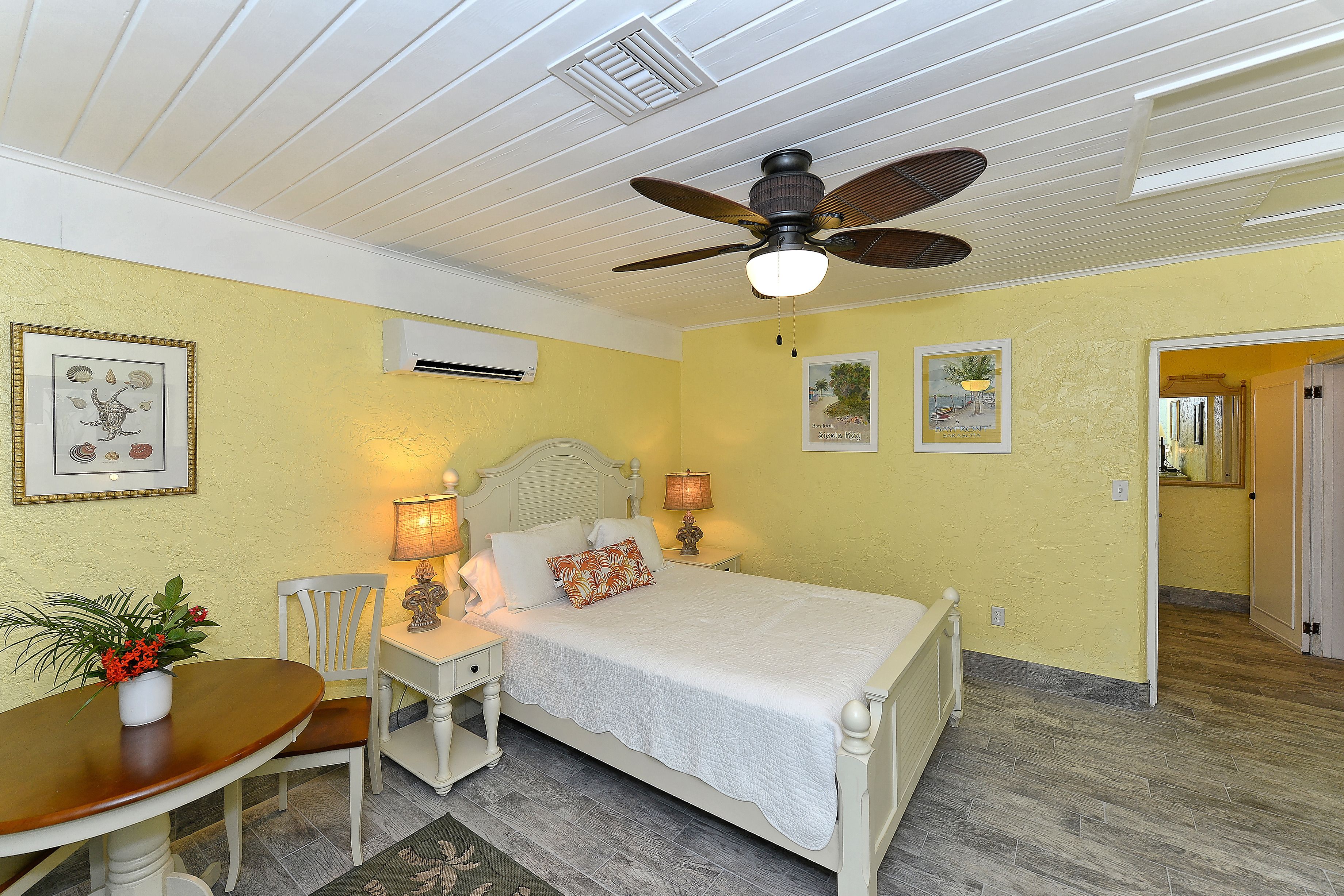 Siesta Key Palms Resort in Sarasota: Find Hotel Reviews, Rooms, and ...