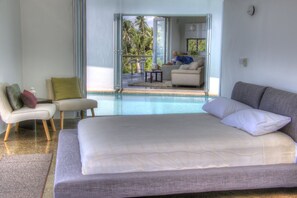 Villa de Luxo, 2 quartos, vista para a praia | 2 quartos, roupa de alta qualidade, cofre no quarto, secretária 