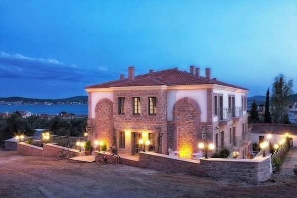 Cunda Fora Hotel - Ayvalık