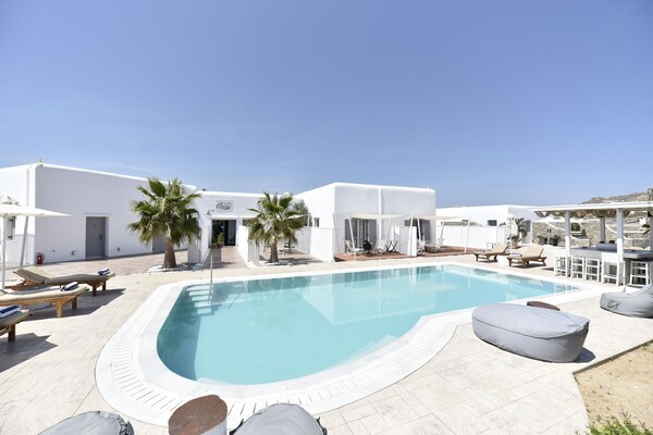 Queen Boutique Suites - Mykonos