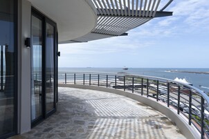 Penthouse Presidencial, piscina privativa, vista para o oceano | Terraço/pátio interior