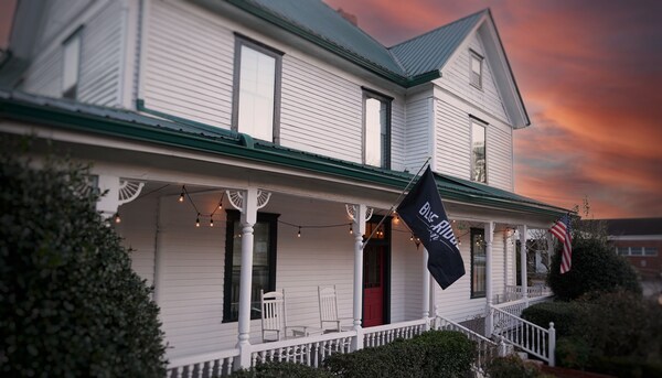 Blue Ridge Inn Bed & Breakfast - Blue Ridge, GA
