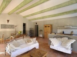 Villa, 3 quartos | Roupa de alta qualidade, cofre no quarto, quartos insonorizados 