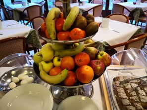 Pequeno-almoço continental diário incluído 