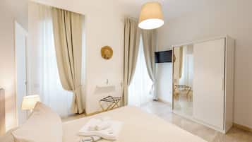 Quarto Duplo ou Twin (Amalfi) | 1 quarto, roupa de alta qualidade, cofre no quarto