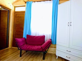 Bangalô luxo, 1 quarto, vista para o jardim, no jardim | Frigobar, escrivaninha, quartos à prova de som