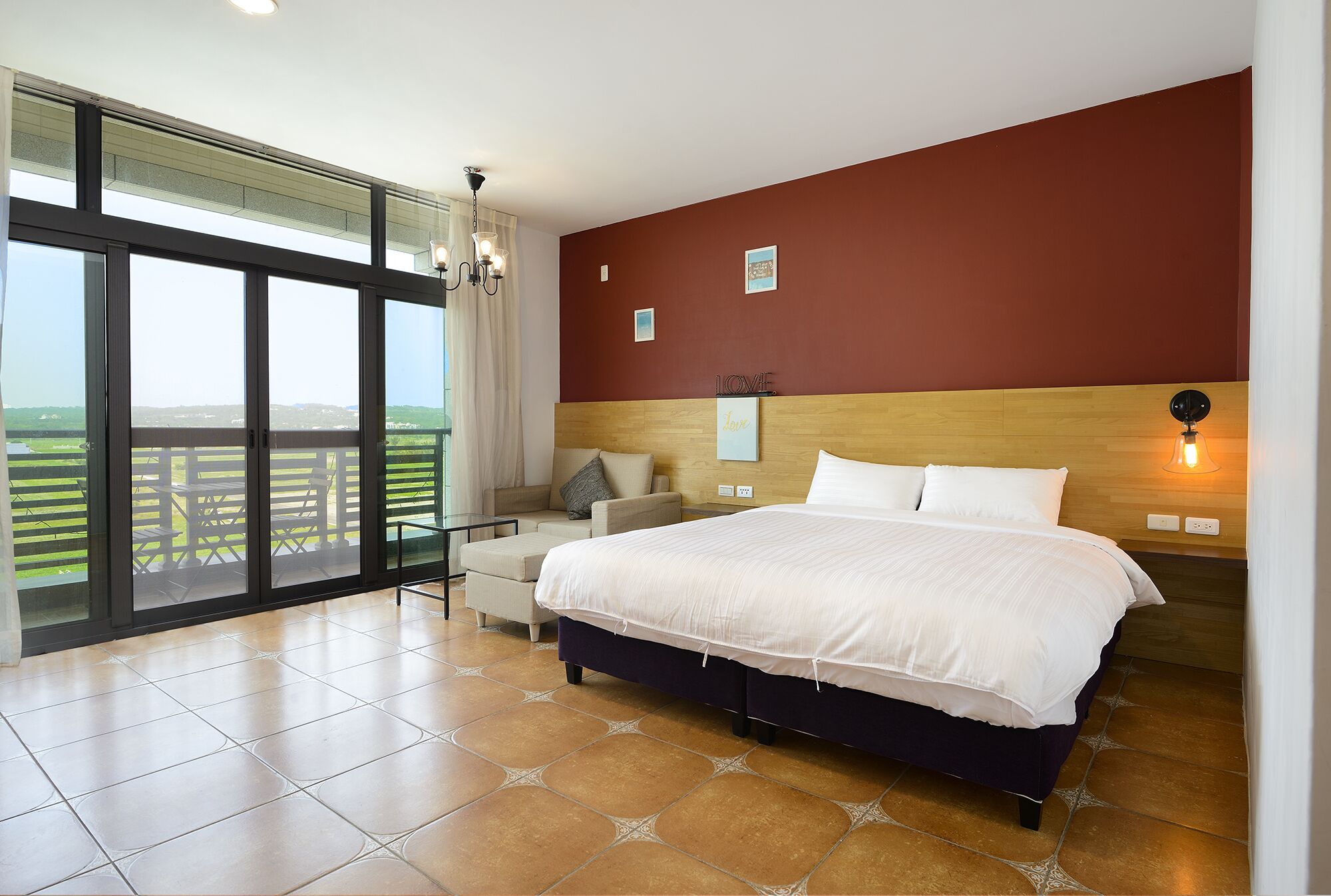 Quarto Duplo Deluxe, varanda | Roupa de alta qualidade, camas de colchão pillowtop 