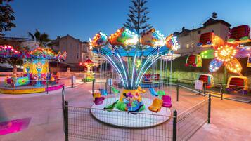 Área de recreio para crianças (ao ar livre)