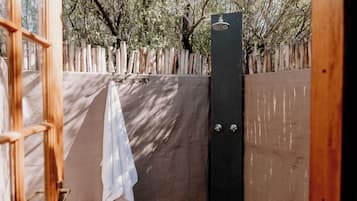 Quarto Duplo ou Twin Standard | Casa de banho | Toalhas fornecidas