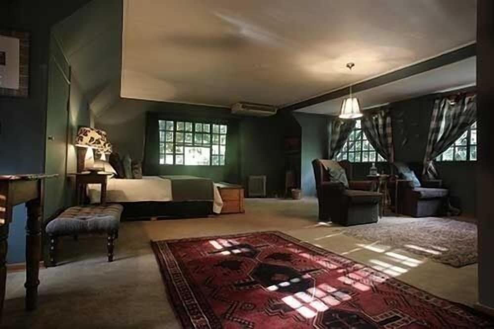 Ducks Country House - Meyerton