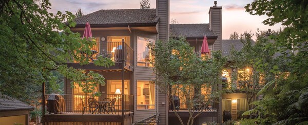 Whispering Woods Resort - Oregon