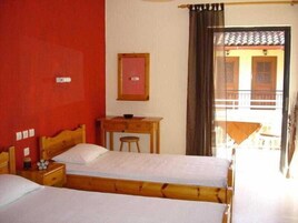 Cofres nos quartos, camas extras/dobráveis, Wi-Fi