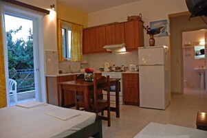 Ferro/tábua de engomar, camas desdobráveis, Wi-fi 