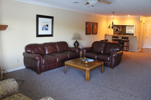 The Wharf Resort - Hot Springs, AR