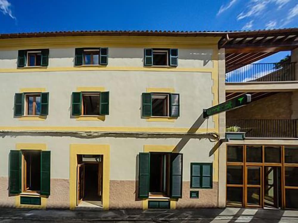 Embat Alberg Juvenil - Hostel - Mallorca