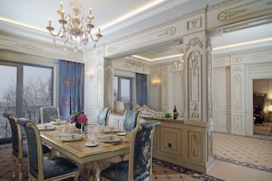 Suite Presidencial | Refeições no quarto