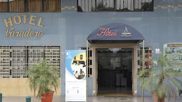 Entrada do alojamento