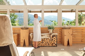Sauna, banho turco, tratamentos corporais, banhos de argila 