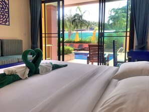 Quarto Superior, acesso à piscina (Double bed or Twin bed) | Cofre no quarto, secretária, cortinas/cortinados opacos, Wi-fi grátis 