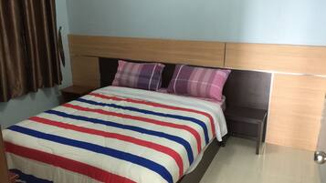 Apartamento standard, 3 quartos | 3 quartos, ferros/tábuas de passar roupa, camas extras/dobráveis