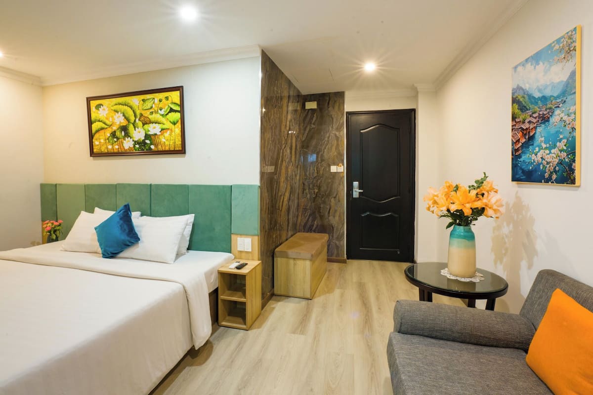 Quarto casal premier (Window) | Frigobar, cofres nos quartos, escrivaninha