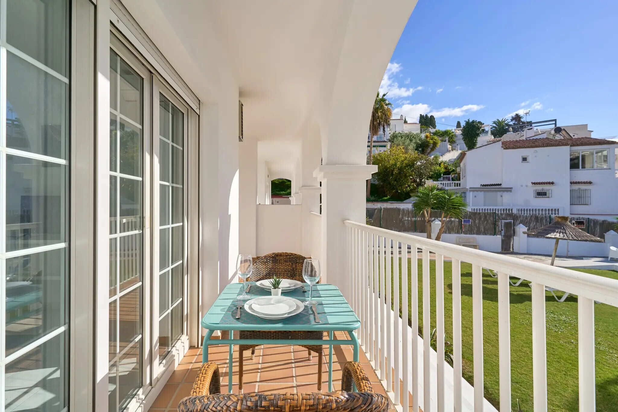 Apartamento luxo, 1 quarto, terraço, vista para a piscina (Apartamento N2) | Terraço/pátio