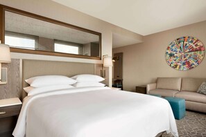 Suite-Estúdio, 1 cama king-size | Roupa de alta qualidade, camas de colchão pillowtop 