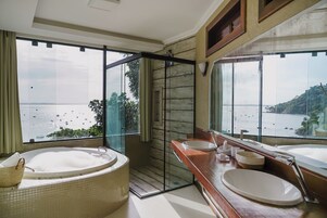 Suite Master Com Hidromassagem | Vista para a praia ou o mar