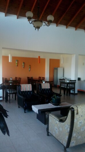 Pequeno-almoço continental diário incluído 